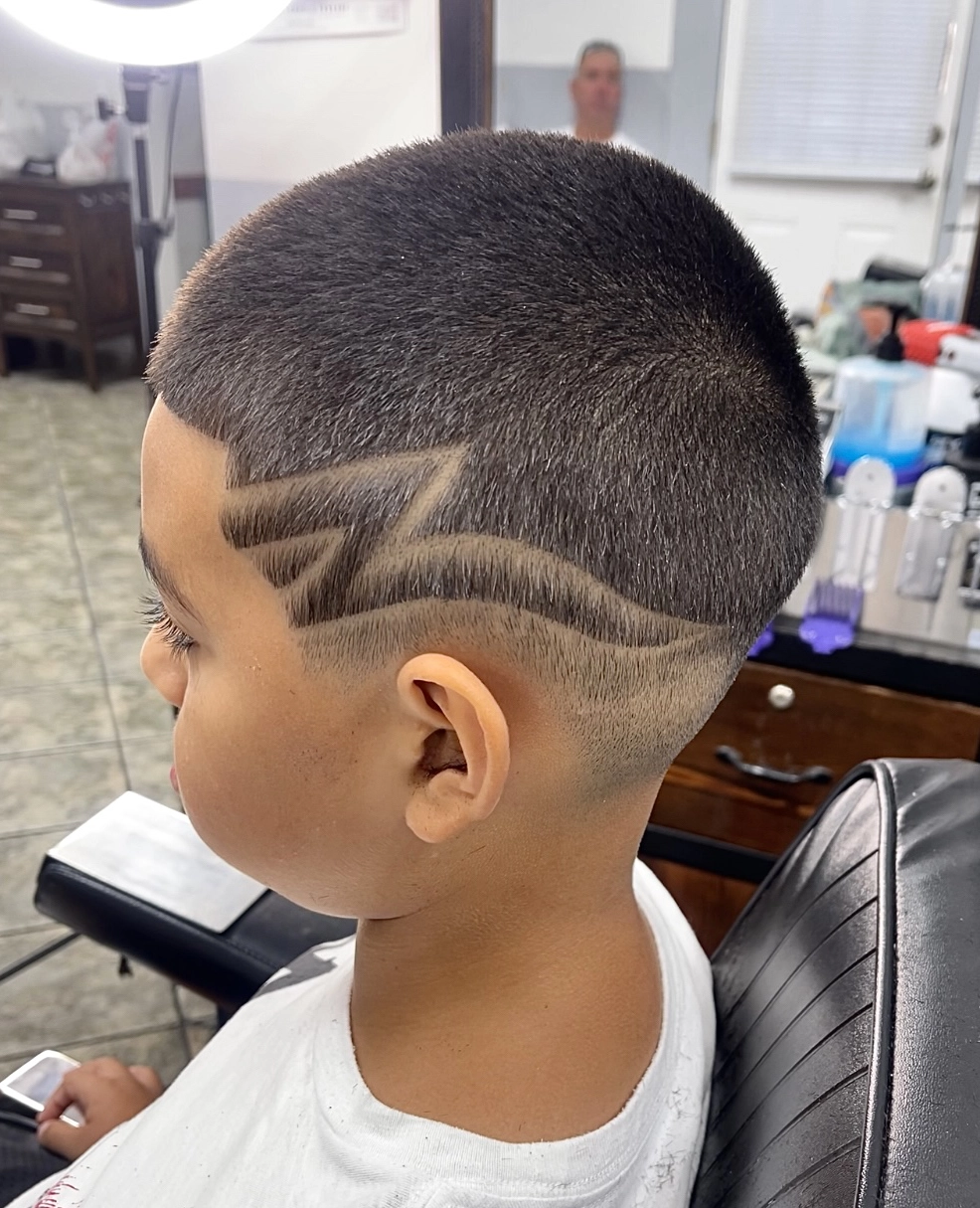 Barbershop & Hair Salon in Tucson – El Rio Barber Stylist